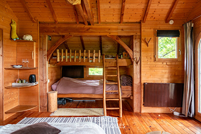 Maison à vendre - Saint-Mard-de-Réno - 5 pièces - 4 chambres