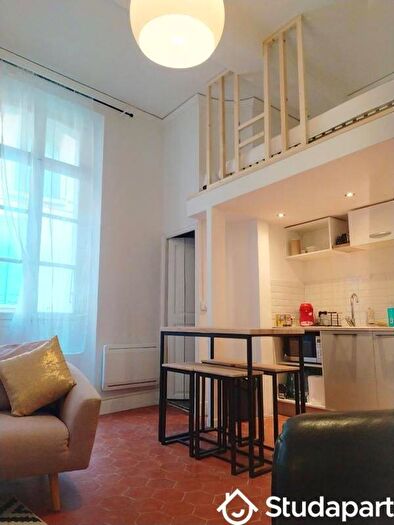 Centre Ville, Perpignan - Appartement 1 pièce à louer