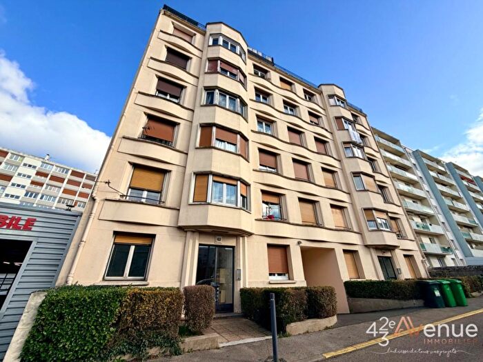 Appartement à vendre - Saint-Étienne, Bernay, Valfuret - 2 pièces - 1 chambre