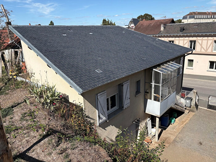 Saint-Yrieix-la-Perche - Maison 2 pièces à vendre