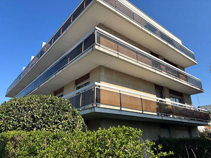 Appartement à louer - Casanova, Les Pavillons-sous-Bois - 1 pièce