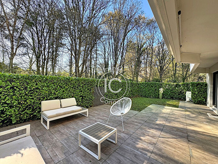 Appartement à vendre - Écully, Les Serres, Vivier - 5 pièces - 4 chambres