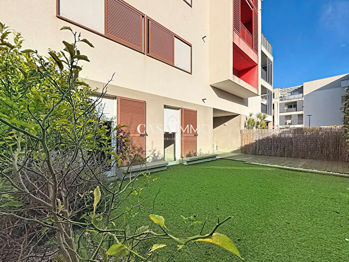 Appartement à vendre - Hyères, Pyanet - 3 pièces - 2 chambres