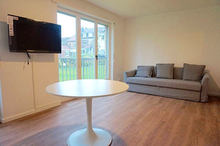 Appartement à louer - Canteleu-Ampere, Lambersart - 2 pièces - 1 chambre