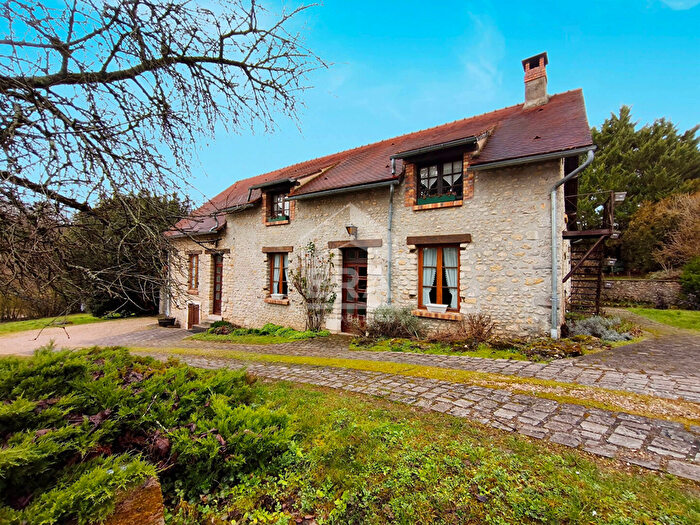 Maison à vendre - Fontaine-la-Rivière - 9 pièces - 5 chambres