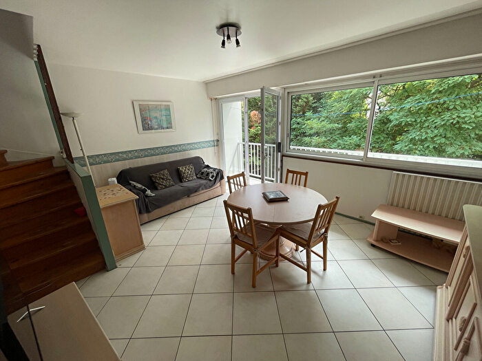 Appartement 4 pièces à Cenon, Cavaillès, à vendre