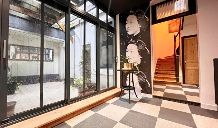 Maison à vendre - Douarnenez - 9 pièces - 5 chambres