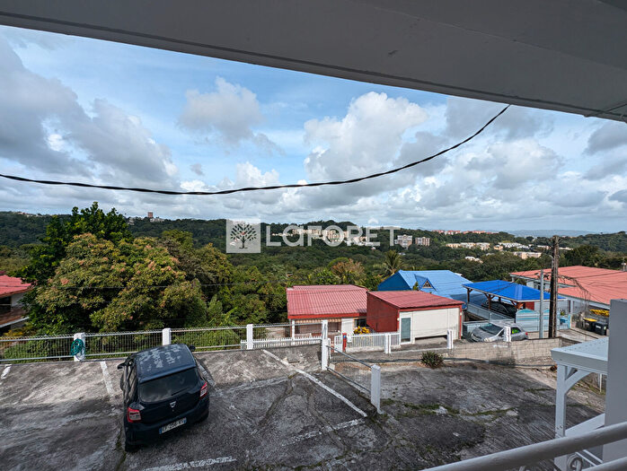 Appartement 4 pièces à louer - Fort-de-France