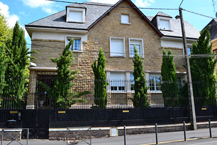 Maison 11 pièces à Brive-la-Gaillarde, Centre-ville, Pont Cardinal, Champanatier, à vendre