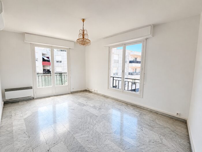 Appartement 3 pièces à vendre - Nice, Pasteur