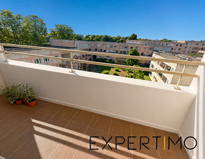 Appartement 4 pièces à vendre à Guyancourt, Le Parc, Les Saules