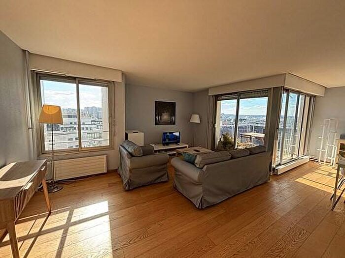 Appartement à louer - Alleray Procession, Paris ème arrondissement - 4 pièces - 3 chambres