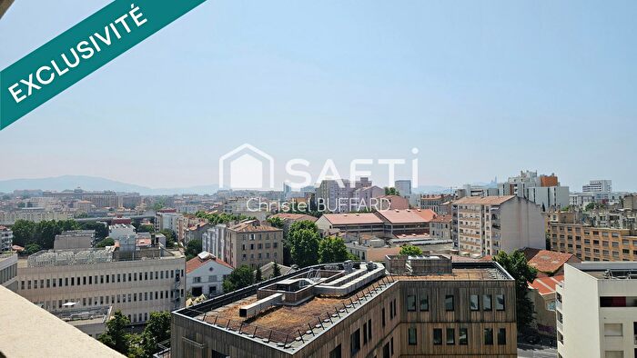 Appartement à vendre - Marseille e , Belle de Mai - 2 pièces - 1 chambre