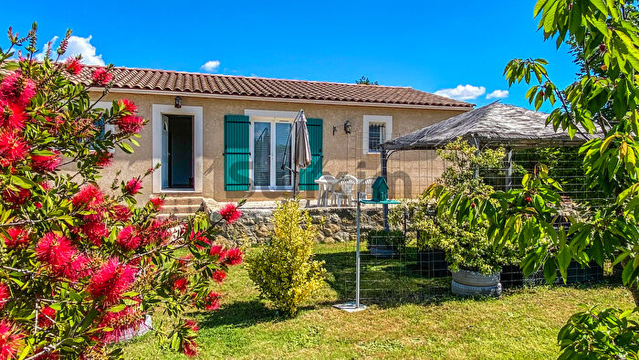 Maison à vendre - Uzès - 4 pièces - 3 chambres