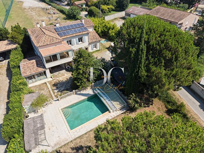 Caumont-sur-Durance - Maison 9 pièces à vendre