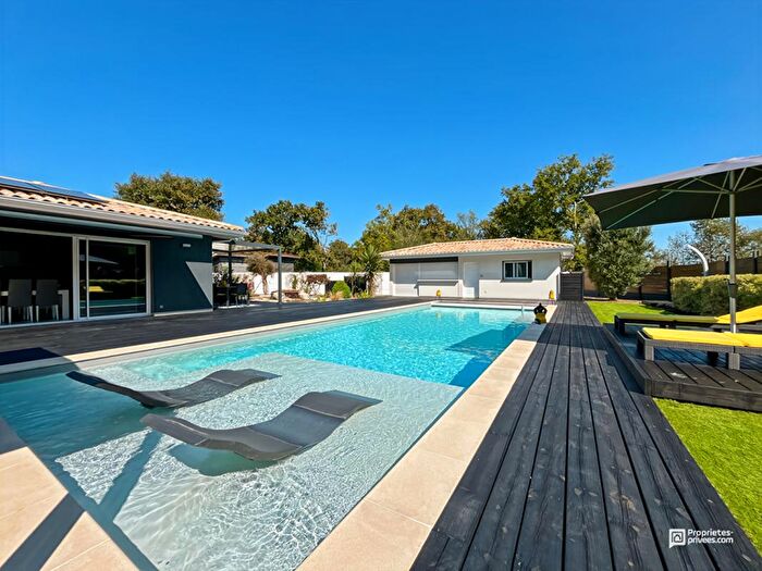 Maison à vendre - Cestas, Croix dHins, Jauge, Pierroton - 6 pièces - 4 chambres