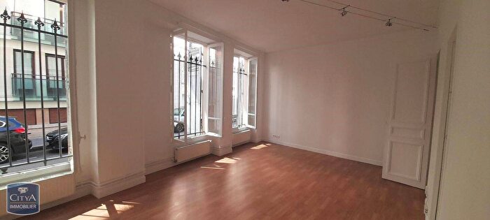 Appartement 4 pièces à louer à Gros Caillou, Paris 7ème arrondissement