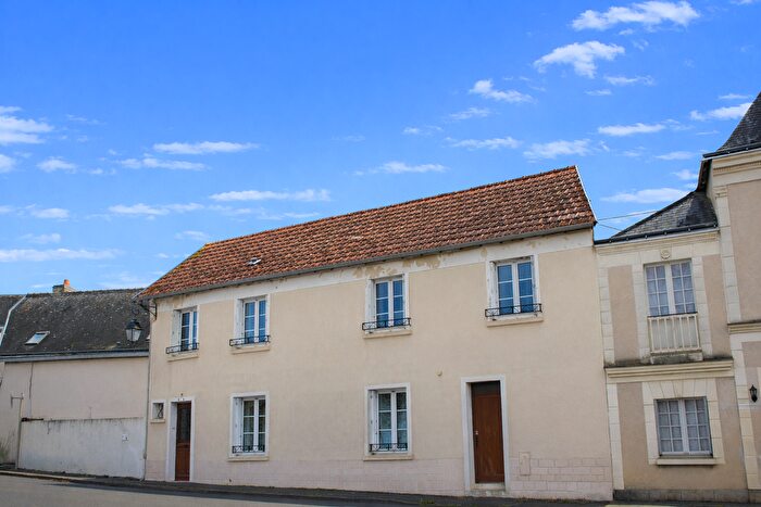 Maison à vendre - Cléré-les-Pins - 4 pièces - 3 chambres