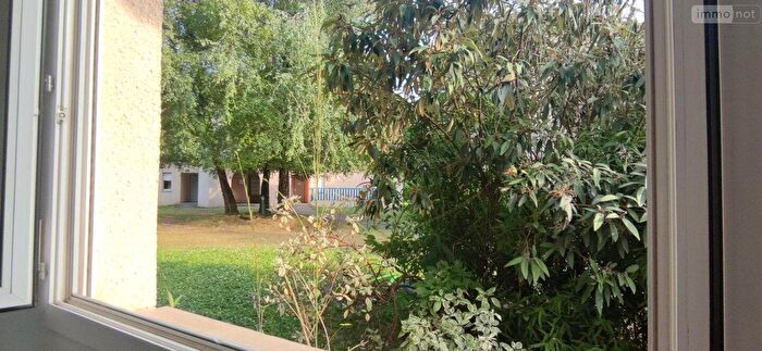 Appartement à louer - Centre-Stade, Chambéry - 1 pièce