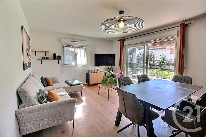 Appartement à louer - Contamine-sur-Arve - 4 pièces - 3 chambres