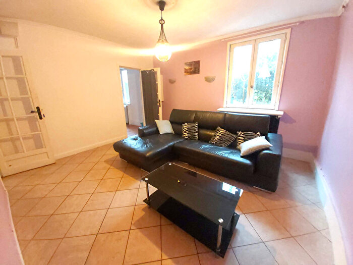 Maison à vendre - Bondy, La Mare à Veuve - 4 pièces - 3 chambres