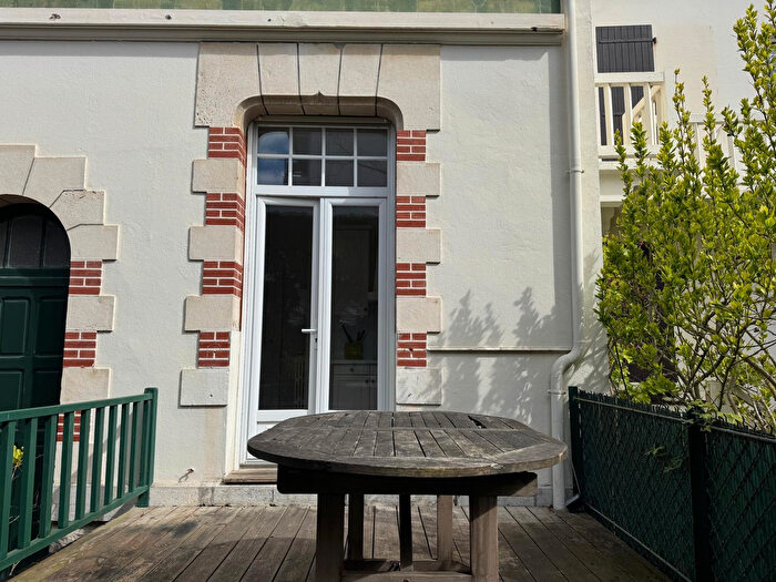 Appartement à vendre - Biarritz, Centre-ville Est - 4 pièces - 2 chambres