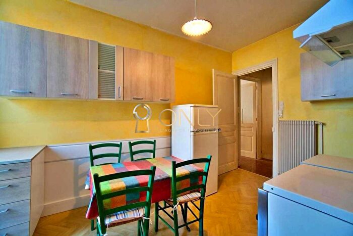 Appartement à vendre - Villefranche-sur-Saône, Centre-ville - 2 pièces - 1 chambre