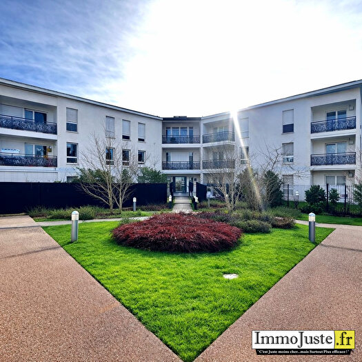 Appartement à vendre - Élancourt - 4 pièces - 3 chambres