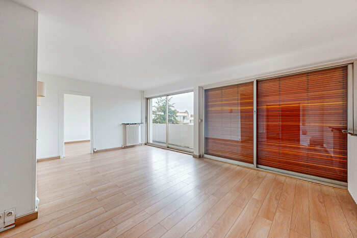 Appartement à louer - Saint-Cloud, Centre-ville - 2 pièces - 1 chambre