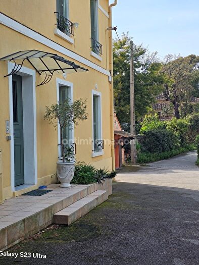 Appartement à vendre - Toulon, Aguillon - 4 pièces - 3 chambres