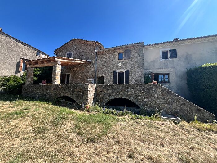 Maison à vendre - Colognac - 7 pièces - 5 chambres