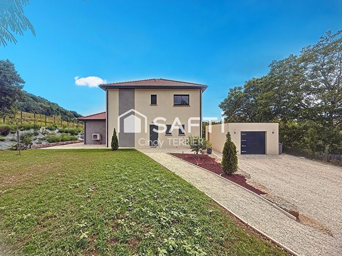 Maison à vendre - Montrevel - 6 pièces - 5 chambres