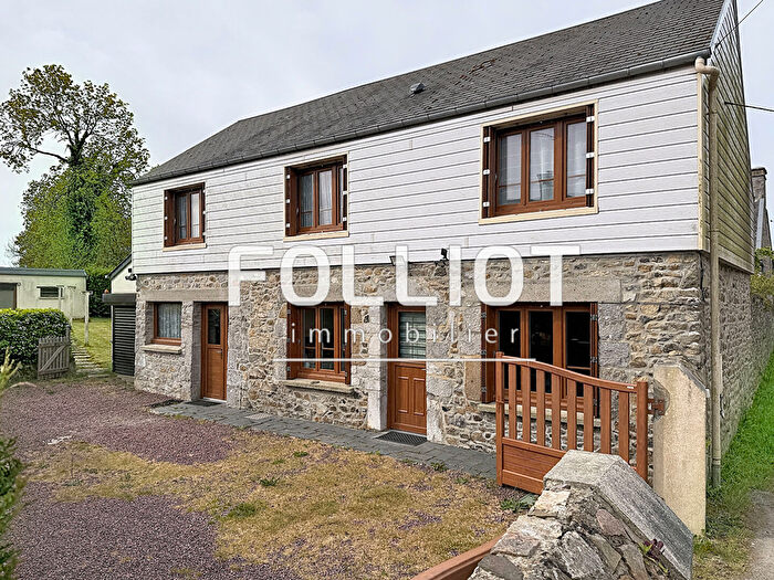 Maison 4 pièces à vendre à Heugueville-sur-Sienne
