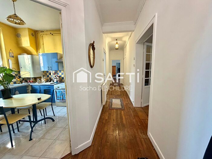 Appartement à vendre - Reims, Centre-ville - 4 pièces - 3 chambres