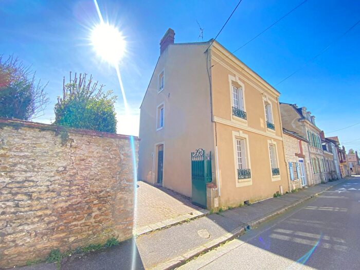 Maison à vendre - Alençon, Croix Mercier, Châtelet, Nord Lancrel - 7 pièces - 5 chambres