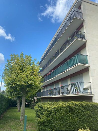 Appartement à louer - Pachot Lainé-François Villon, Livry-Gargan - 1 pièce
