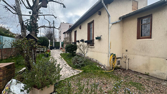 Maison à vendre - Livry-Gargan, Gargan - 2 pièces - 1 chambre