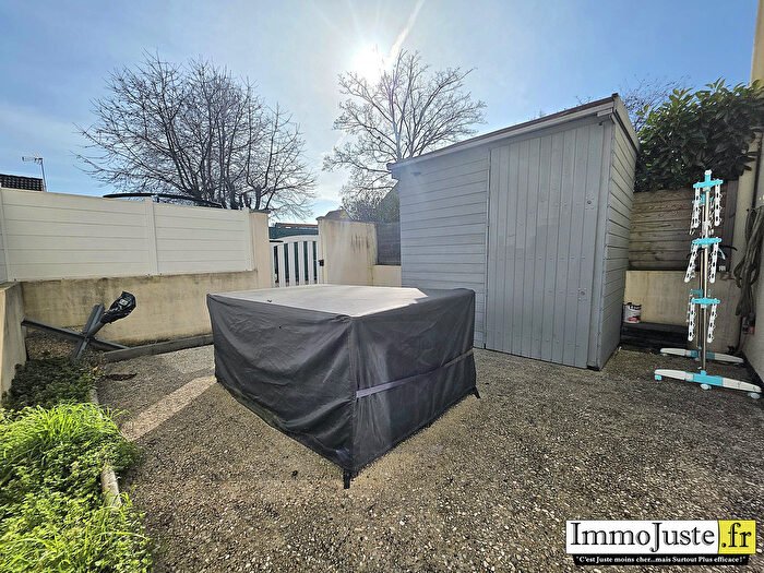 Maison à vendre - Élancourt - 4 pièces - 3 chambres