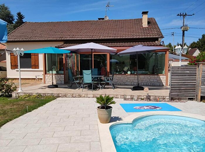 Maison à vendre - Mouleydier - 6 pièces - 4 chambres