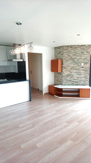Appartement 3 pièces à Athis-Mons, Plateau, Pyramide, à louer