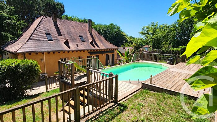 Sarlat-la-Canéda : Maison 10 pièces à vendre