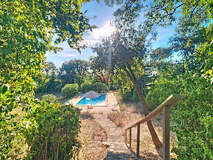 Carpentras : Maison 7 pièces à vendre