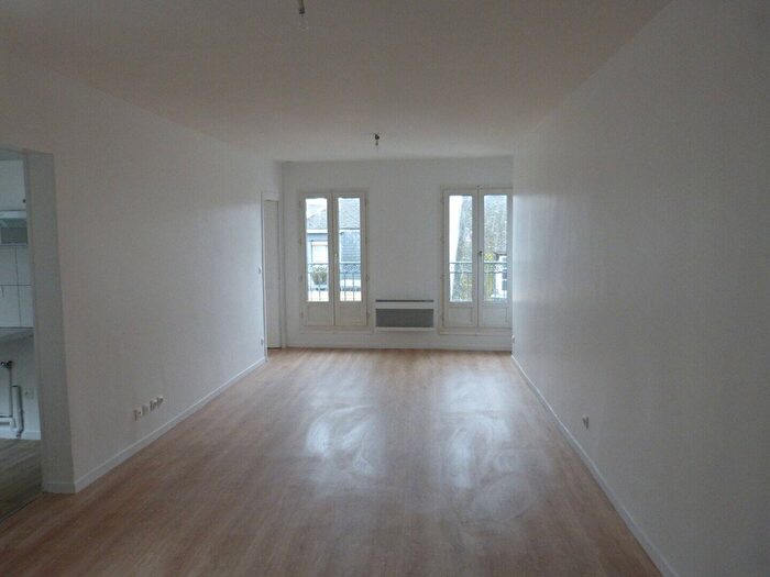 Appartement à louer - Saint Gervais, Paris ème arrondissement - 2 pièces - 1 chambre