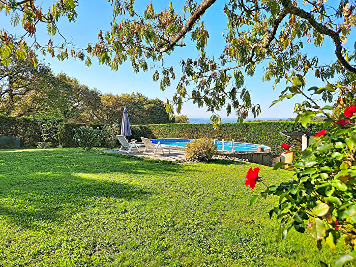 Maison à vendre - Arthez-de-Béarn - 5 pièces - 3 chambres