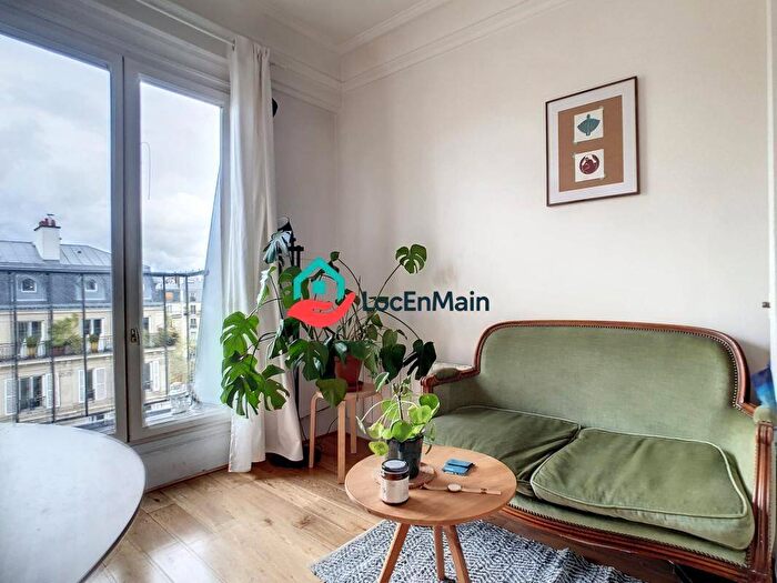 Appartement à louer - République-Saint Ambroise, Paris ème arrondissement - 2 pièces - 1 chambre