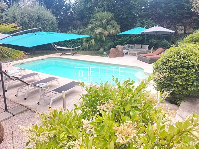 Maison 6 pièces à louer à Ile Verte-Nord Est, Valbonne