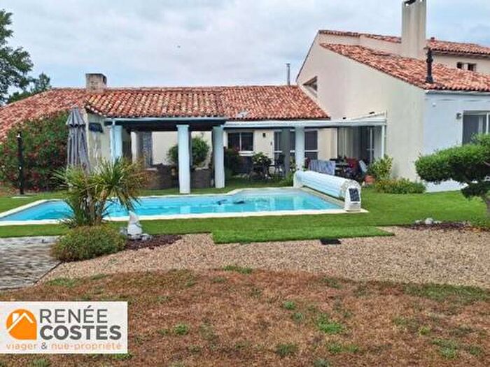 Maison à vendre - Saint-Pierre-le-Vieux - 12 pièces - 12 chambres