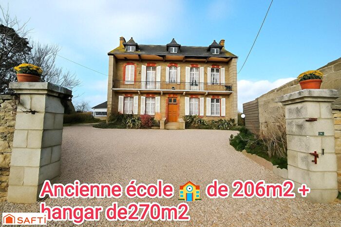 Maison à vendre - Penvénan - 10 pièces - 6 chambres