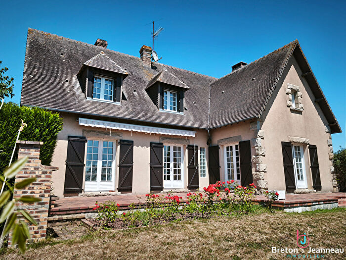 Maison à vendre - Javron-les-Chapelles - 7 pièces - 4 chambres