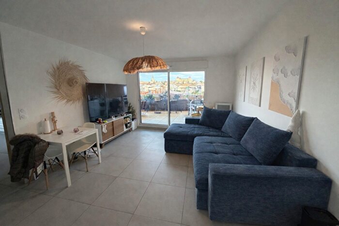 Appartement à louer - Castries - 3 pièces - 2 chambres